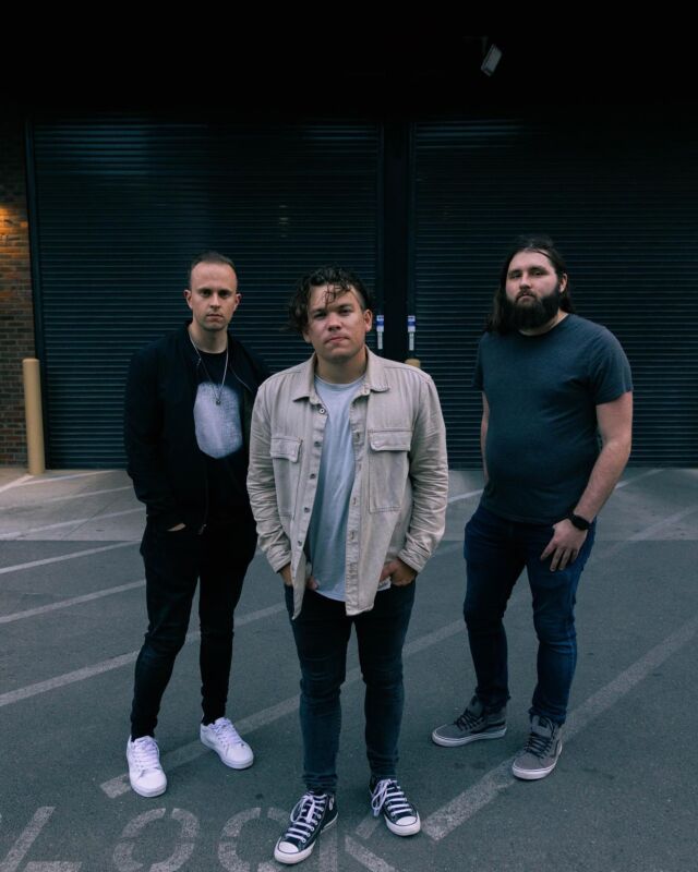 Home | 4th Point | Alternative Rock Band Chicago